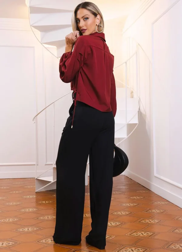Blusa Social Feminina: Elegância e Estilo | Madame Shop